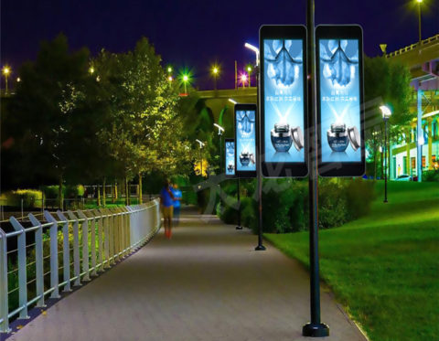 Street light led poster : advertising;security monitor.